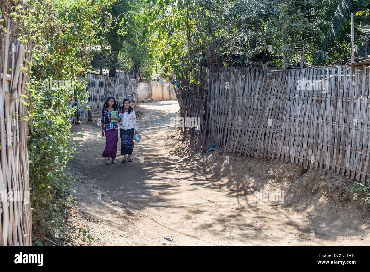 Myanmar woman bagan myanmar women burma village myanmar village hi-res ...
