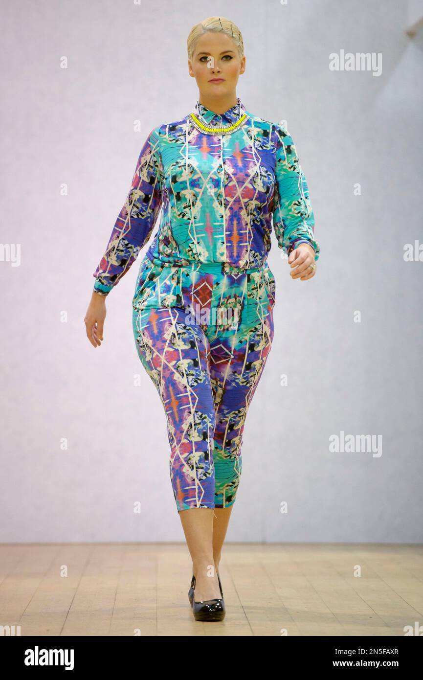 CORRECTING IDENTITY TO WHITNEY THOMPSON - Model Whitney Thompson wears ...