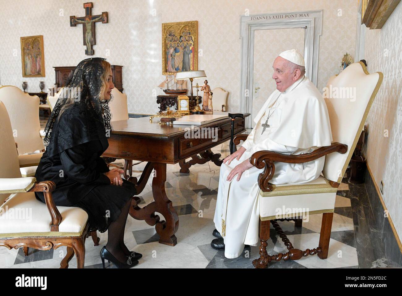 Vatican, Vatican. 09th Feb, 2023. Italy, . Pope Francis receives in ...