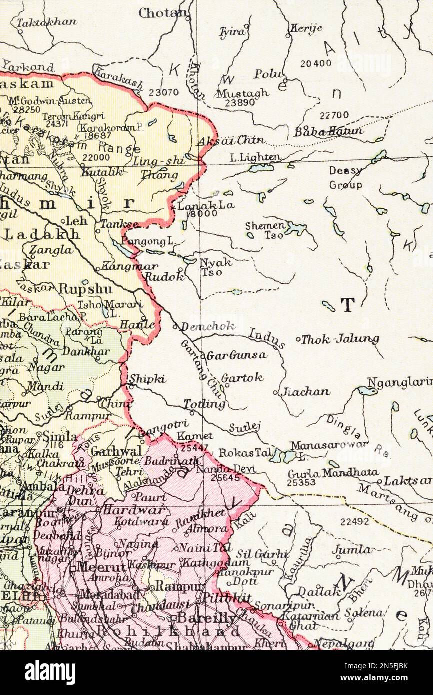 Map of pangong lake hi-res stock photography and images - Alamy
