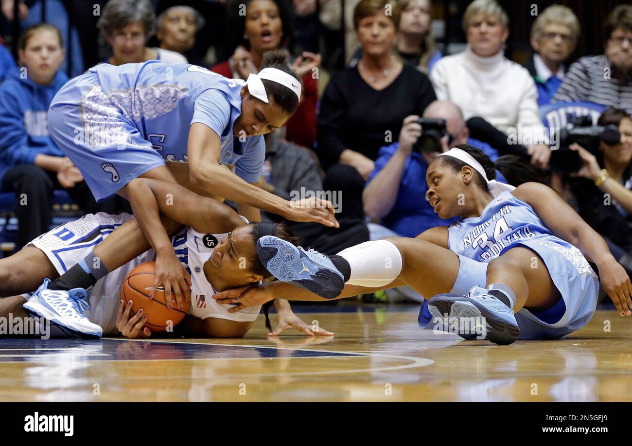 North Carolina's Hillary Summers, top, and Xylina McDaniel (34 ...