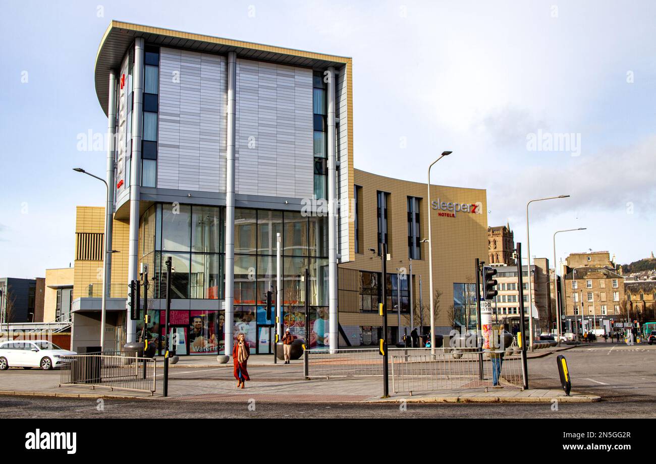 Discovery dundee hi-res stock photography and images - Alamy