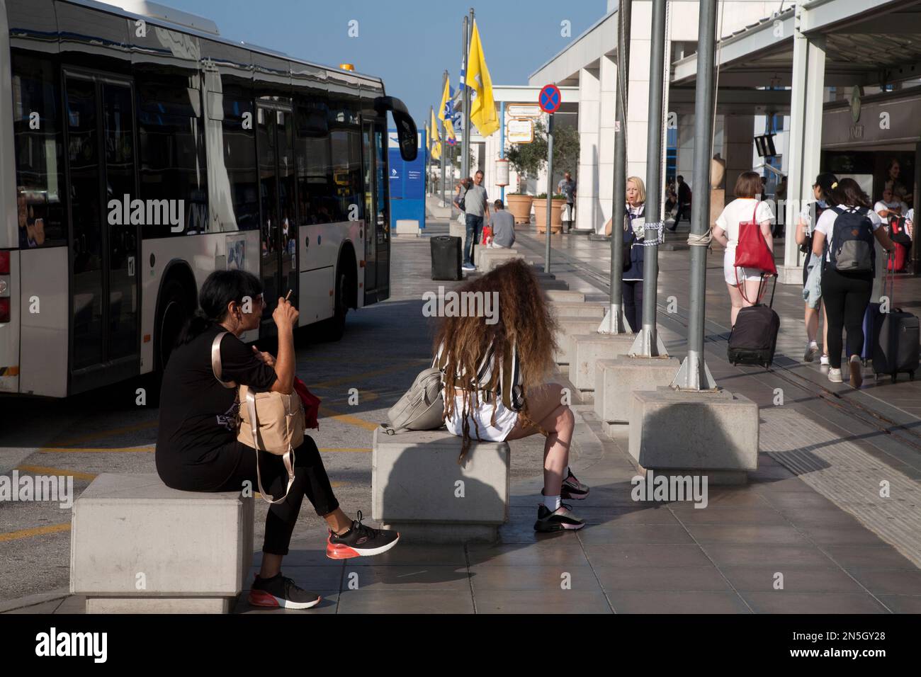 buses at athens international airport sparta-artemida eleftherios ...