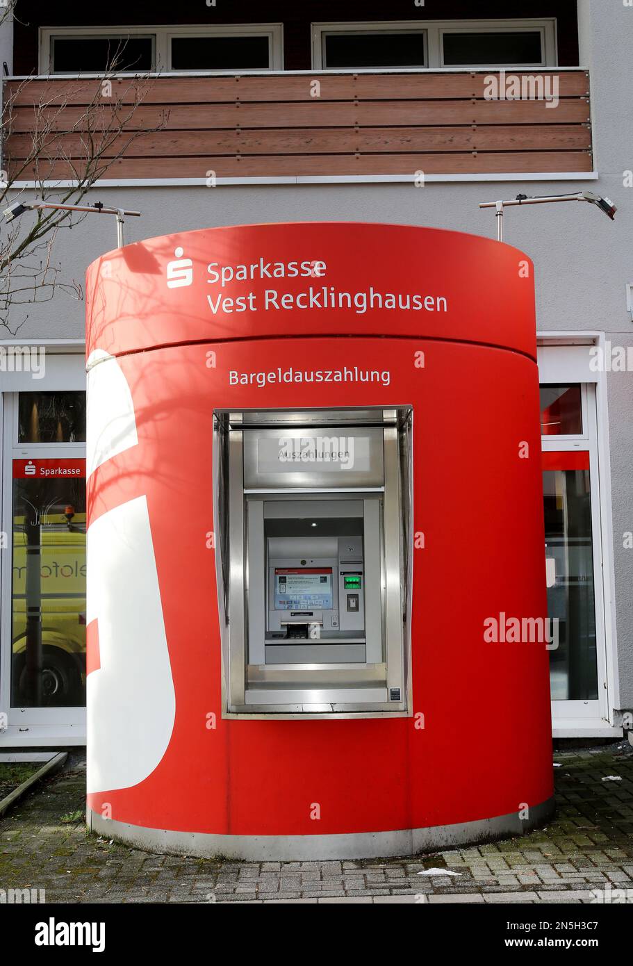 Recklinghausen, Germany. 09th Feb, 2023. The photo shows a blast-proof ...