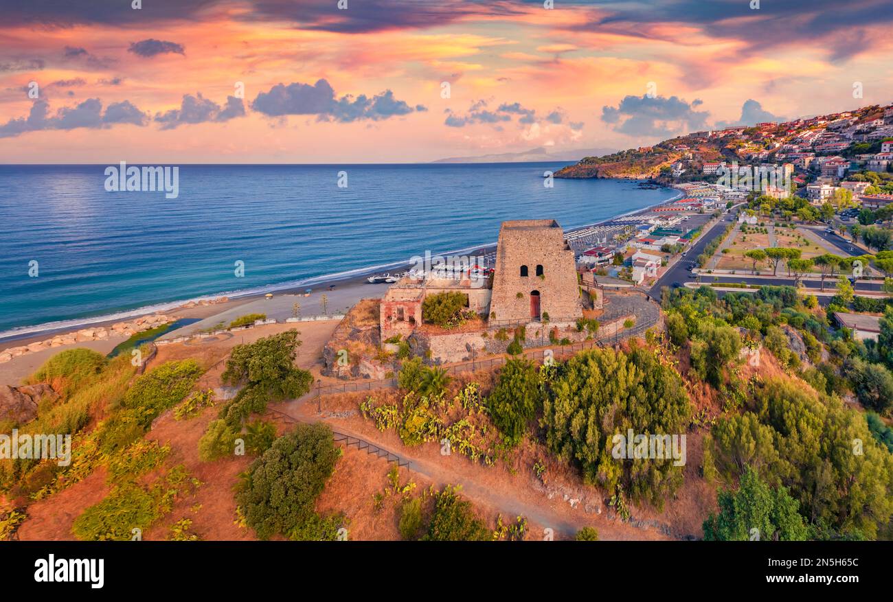 Scalea castle hi-res stock photography and images - Alamy