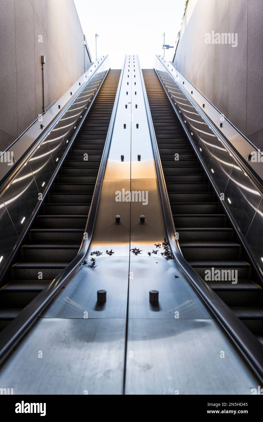 Subway escalator, Washington D.C., USA Stock Photo - Alamy