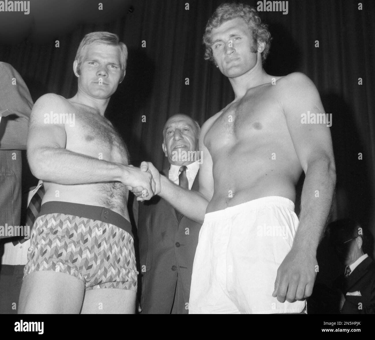 British, Commonwealth and European Heavyweight Champion Joe Bugner ...