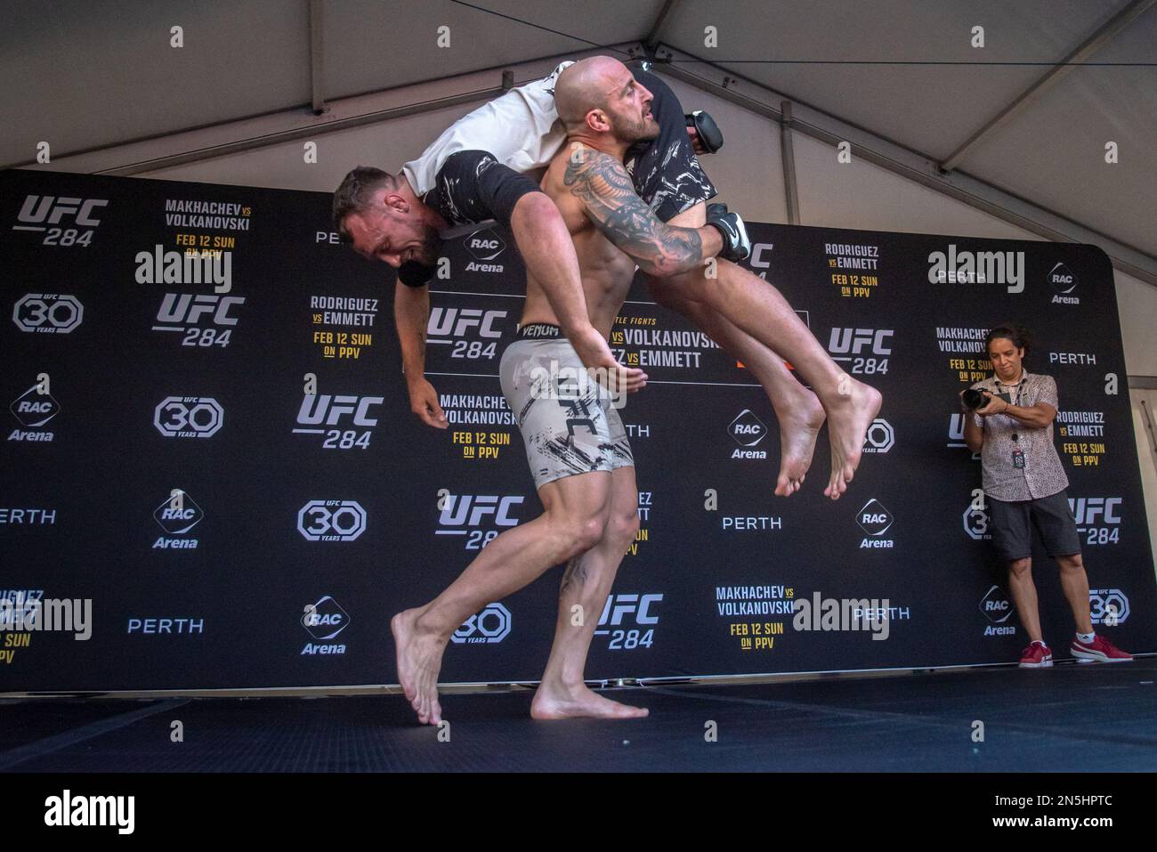 PERTH, AUSTRALIA - FEBRUARY 9: Featherweight Champion Alexander ...