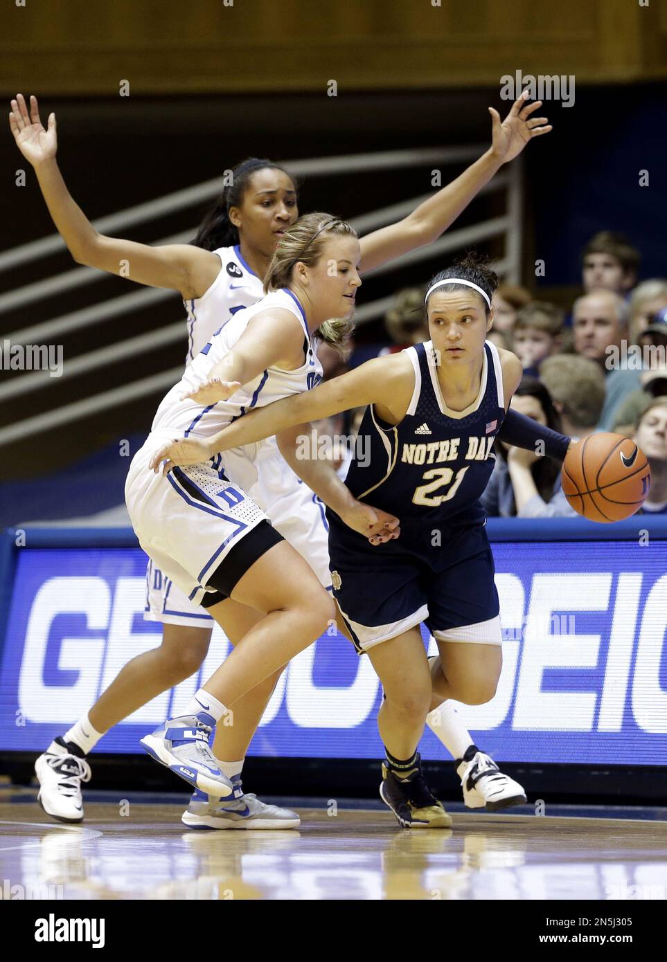 Notre Dame's Kayla McBride (21) is pressured by Duke's Tricia Liston ...