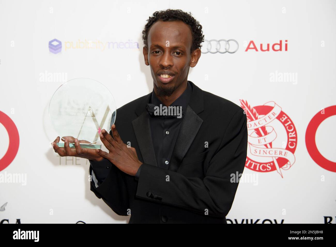 Somalian actor Barkhad Abdi with his award for Supporting Actor of the ...