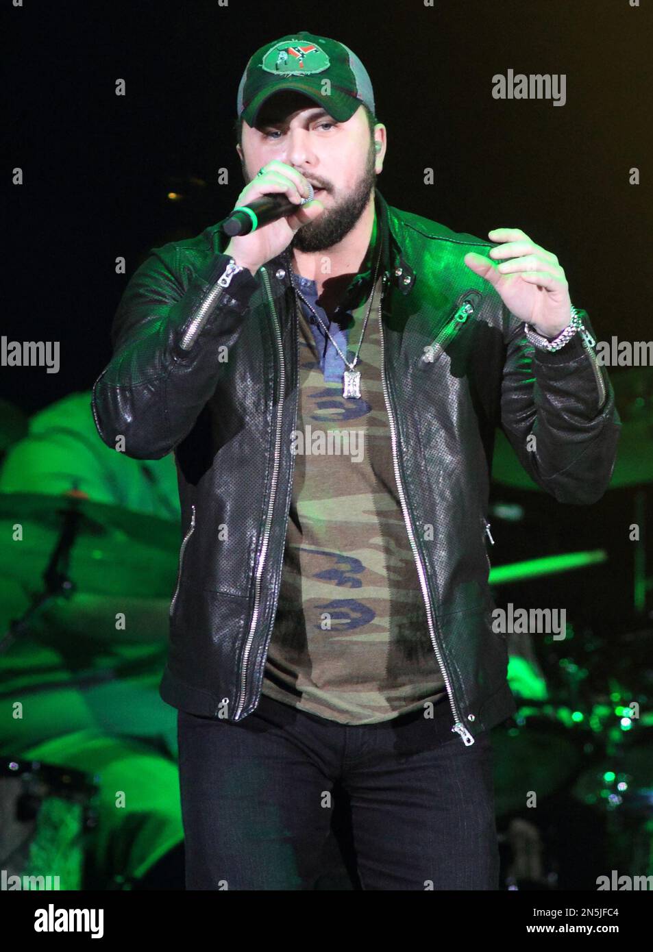 Country music artist Tyler Farr performs in concert at the Baltimore ...