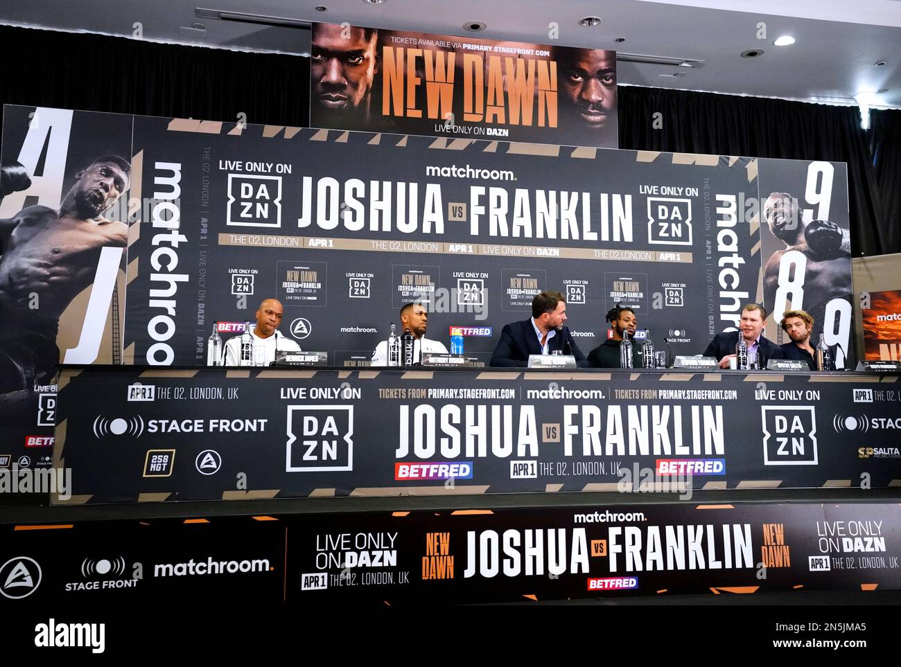 Salita media hi-res stock photography and images - Alamy