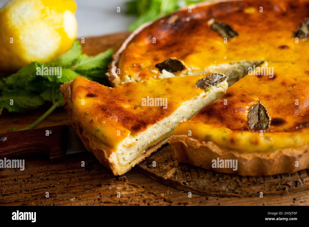 The flaó is a pastry made with flour paste filled with cottage cheese ...