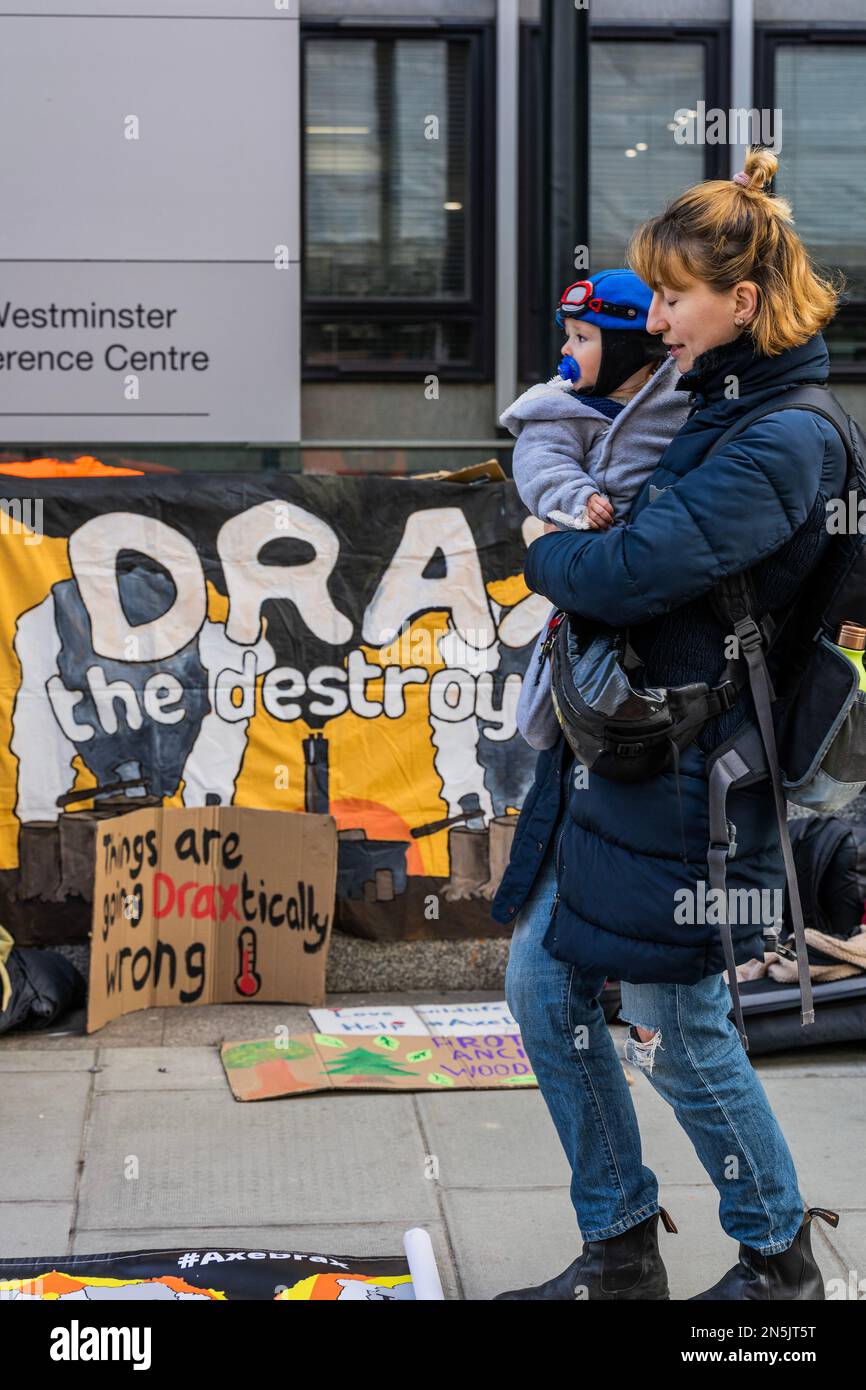 Drax the destroyer hi-res stock photography and images - Alamy