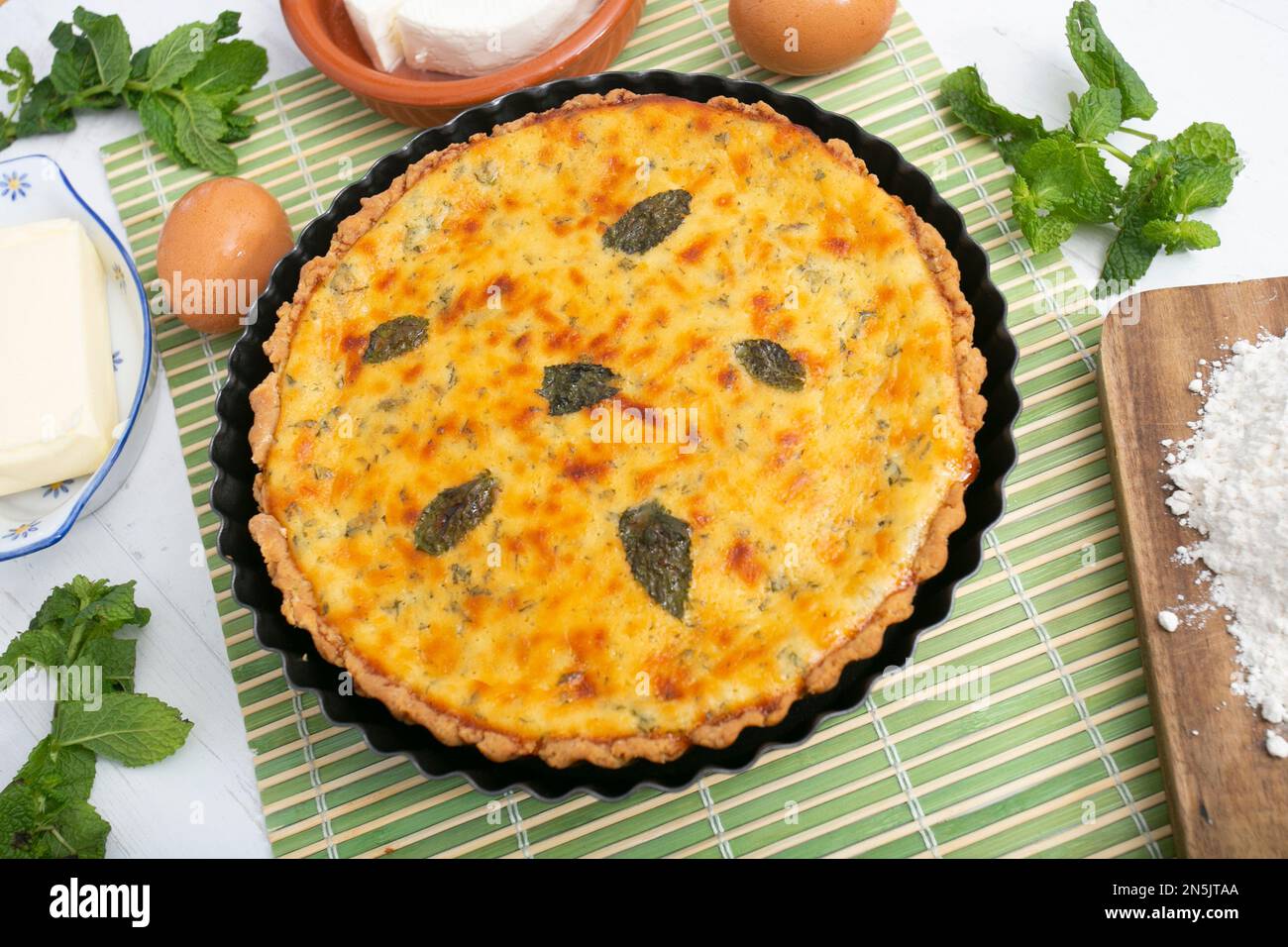 The flaó is a pastry made with flour paste filled with cottage cheese ...