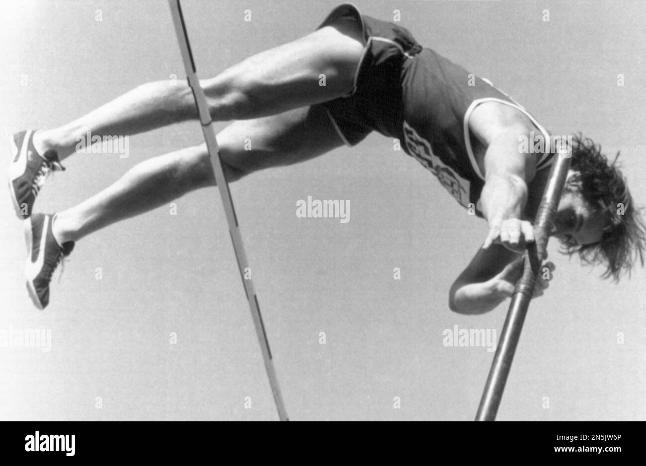 Mike Bull of Northern Ireland clears 16 feet 4.5 inches to win the ...