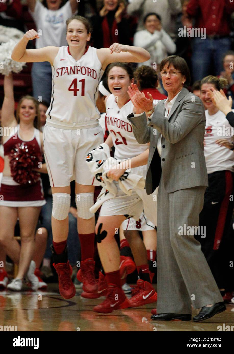 Stanford's Bonnie Samuelson (41), Sara James (21) and head coach Tara ...
