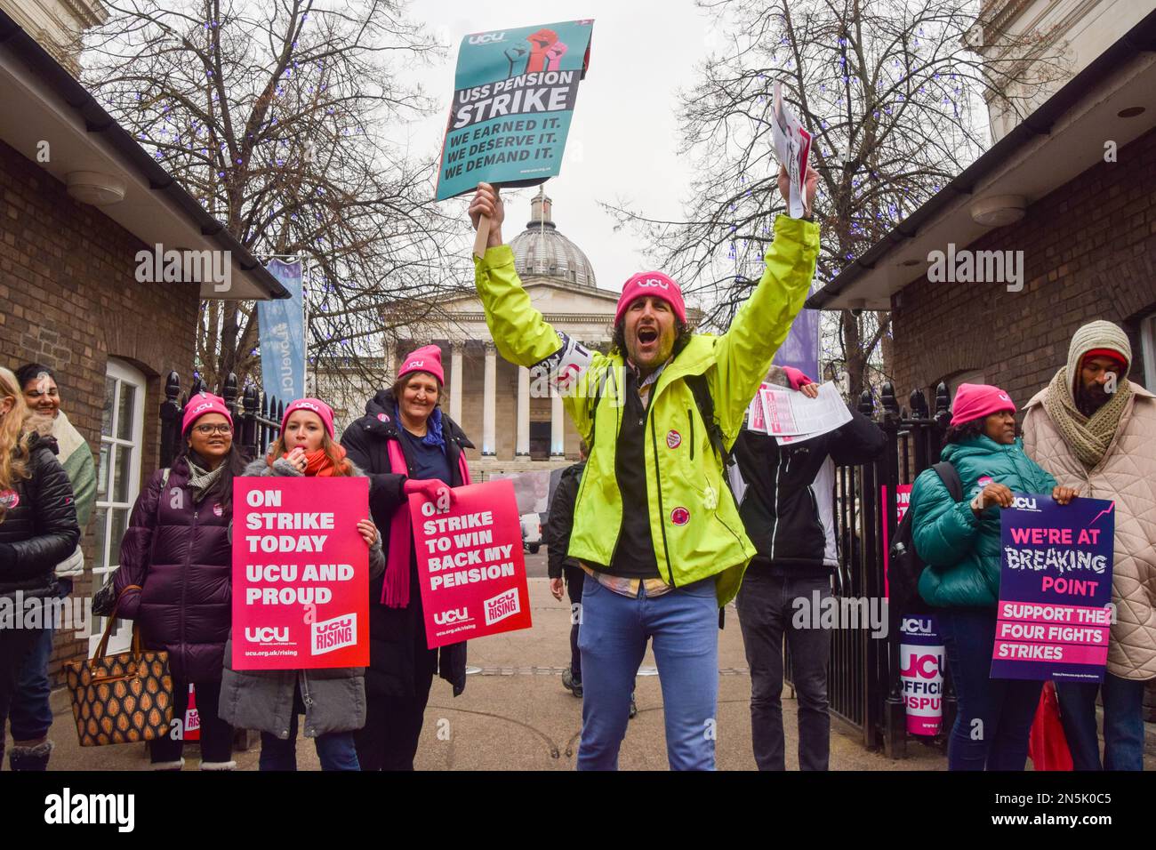 Higher pay picket sign hi-res stock photography and images - Alamy