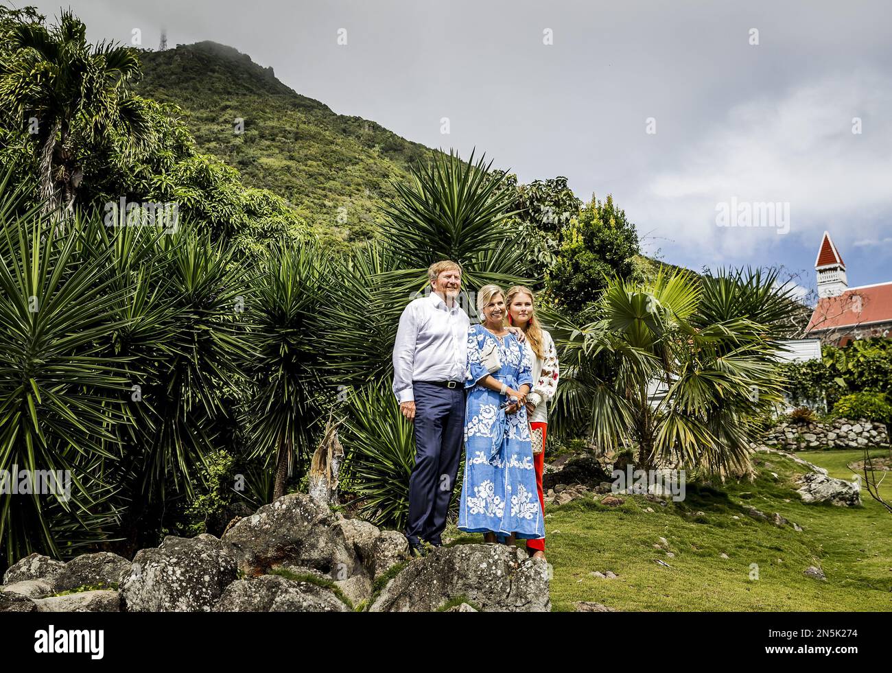 SABA - King Willem-Alexander, Queen Maxima and Princess Amalia pose for ...