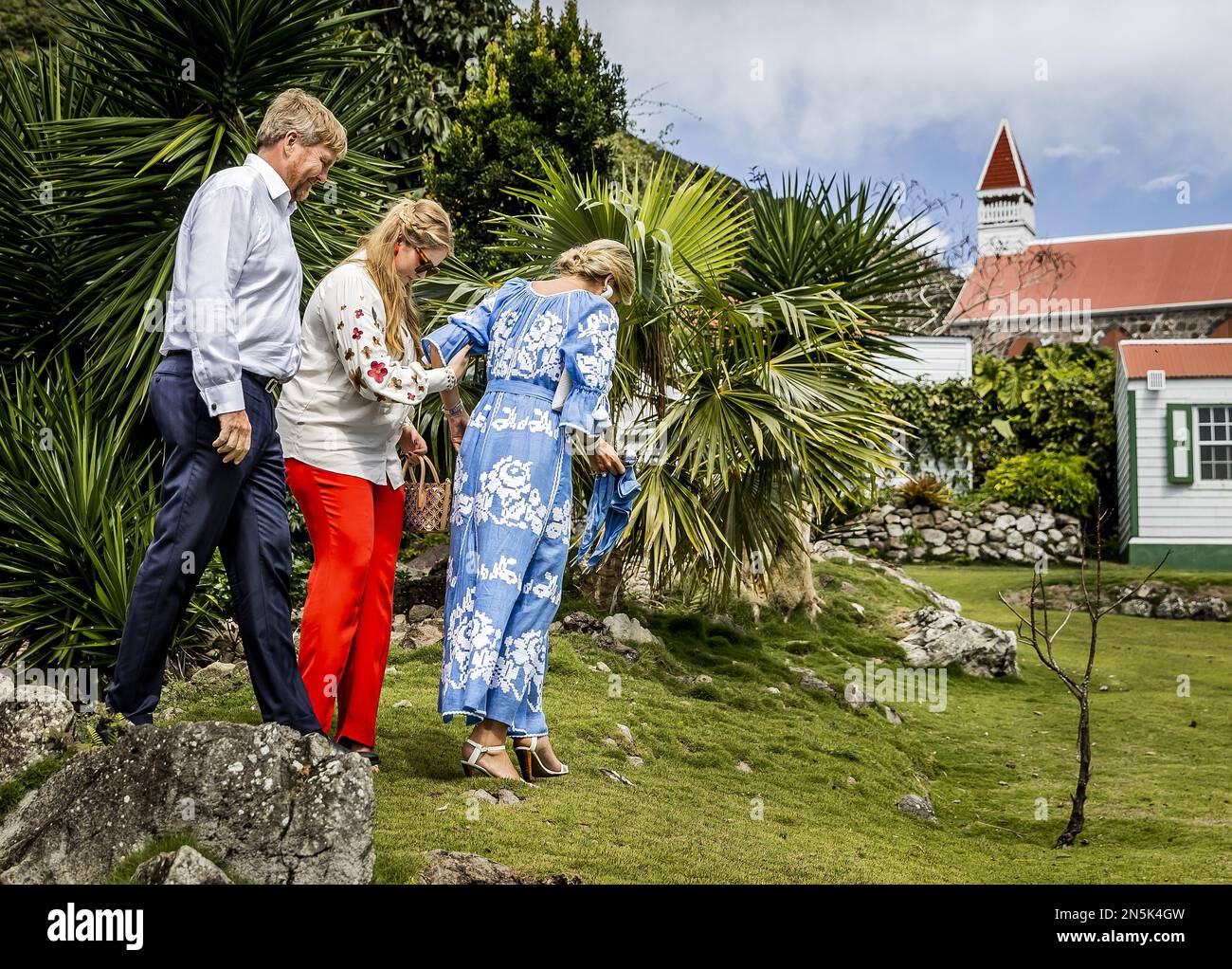 SABA - King Willem-Alexander, Queen Maxima and Princess Amalia after a ...