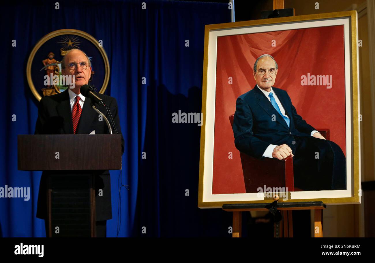 Former Sen. George Mitchell speaks after the unveiling of his portrait ...