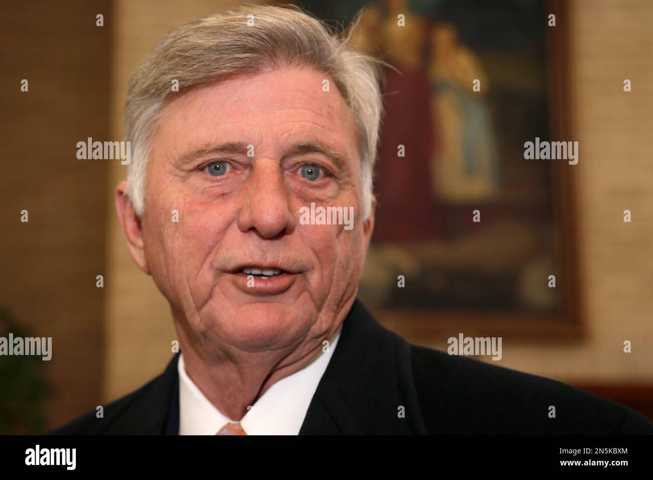 Arkansas Gov. Mike Beebe is interviewed after speaking to a meeting of ...