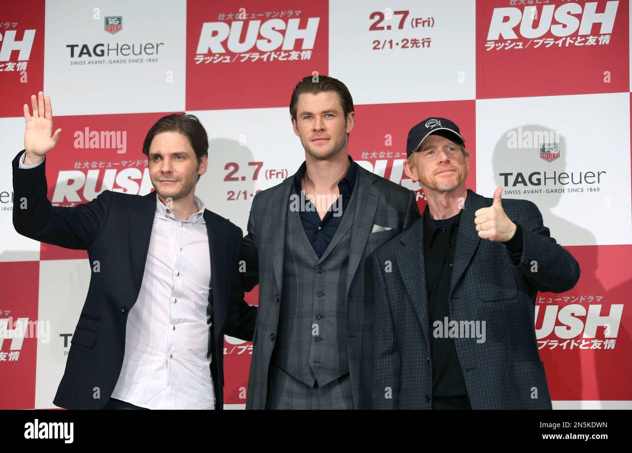 Actors Chris Hemsworth, center, Daniel Bruhl, left, and director Ron ...