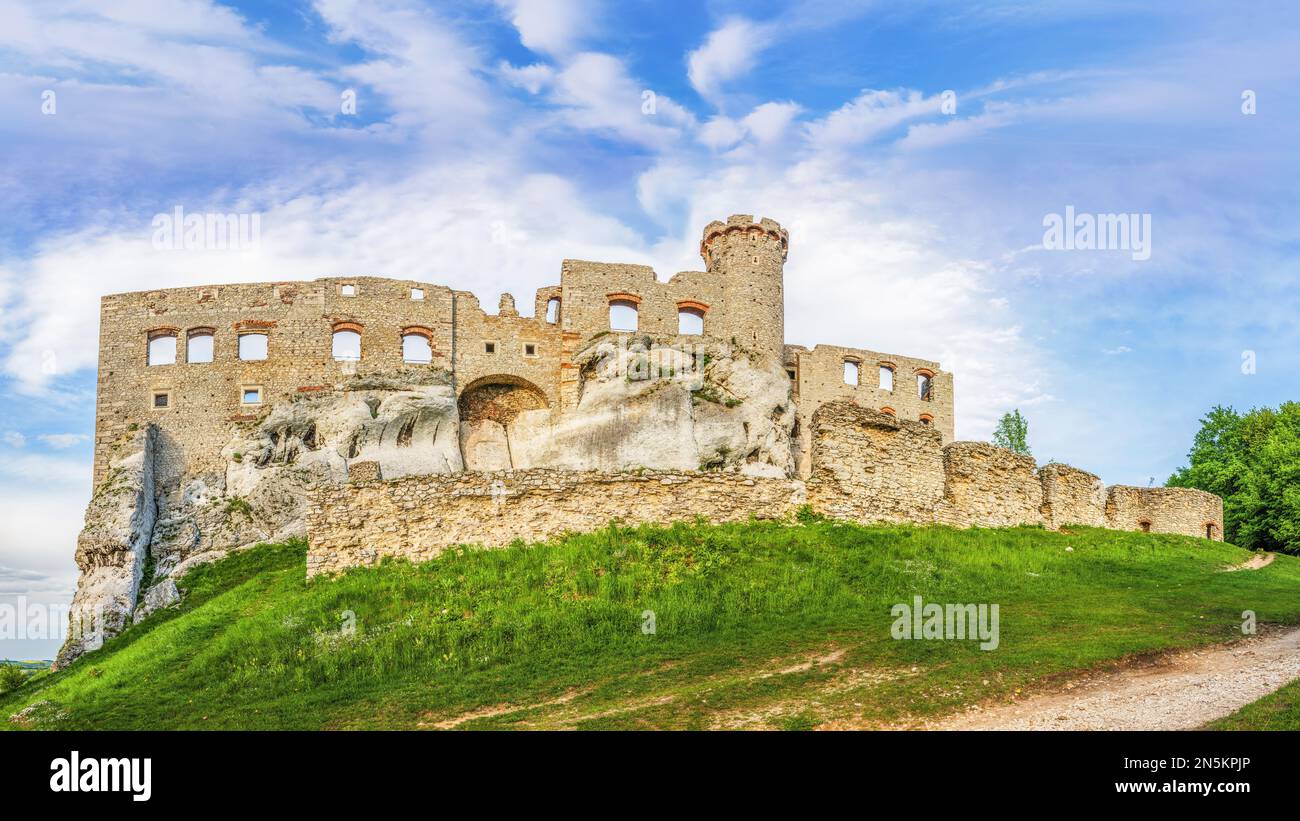 Podzamcze village hi-res stock photography and images - Alamy