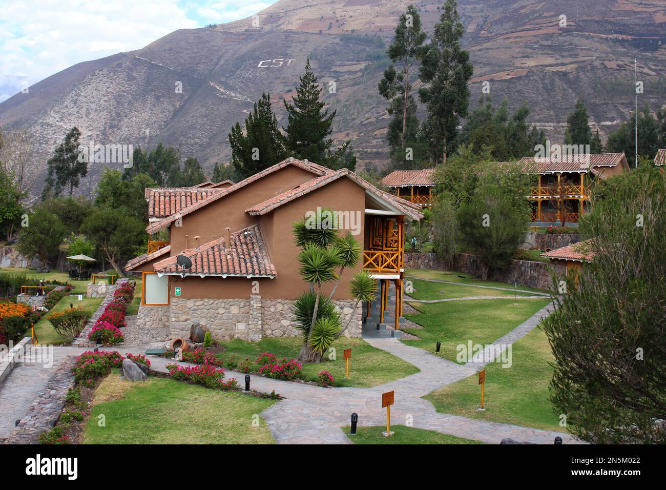 Casa andina premium hi-res stock photography and images - Alamy