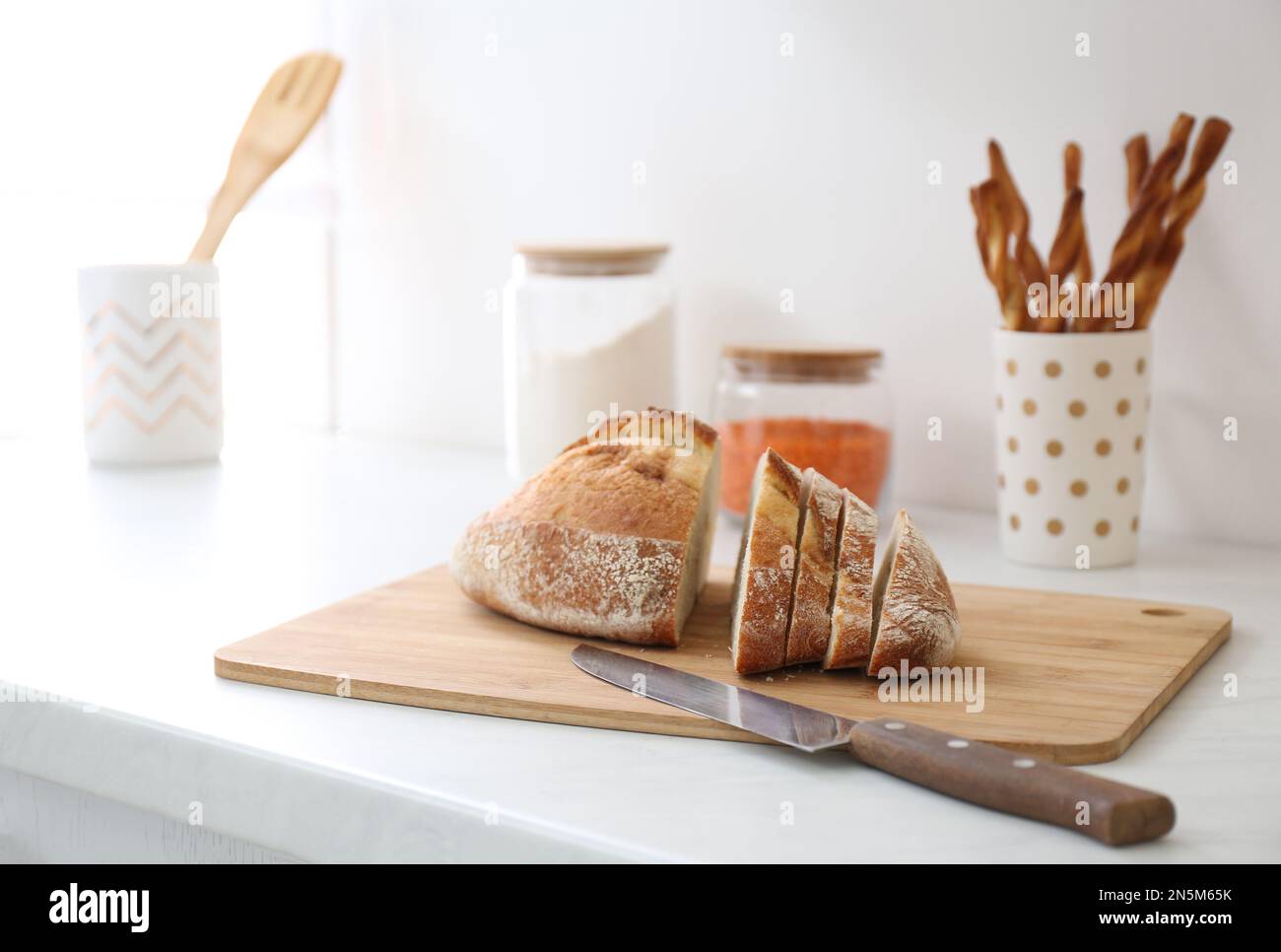 Bread on counter hi-res stock photography and images - Alamy
