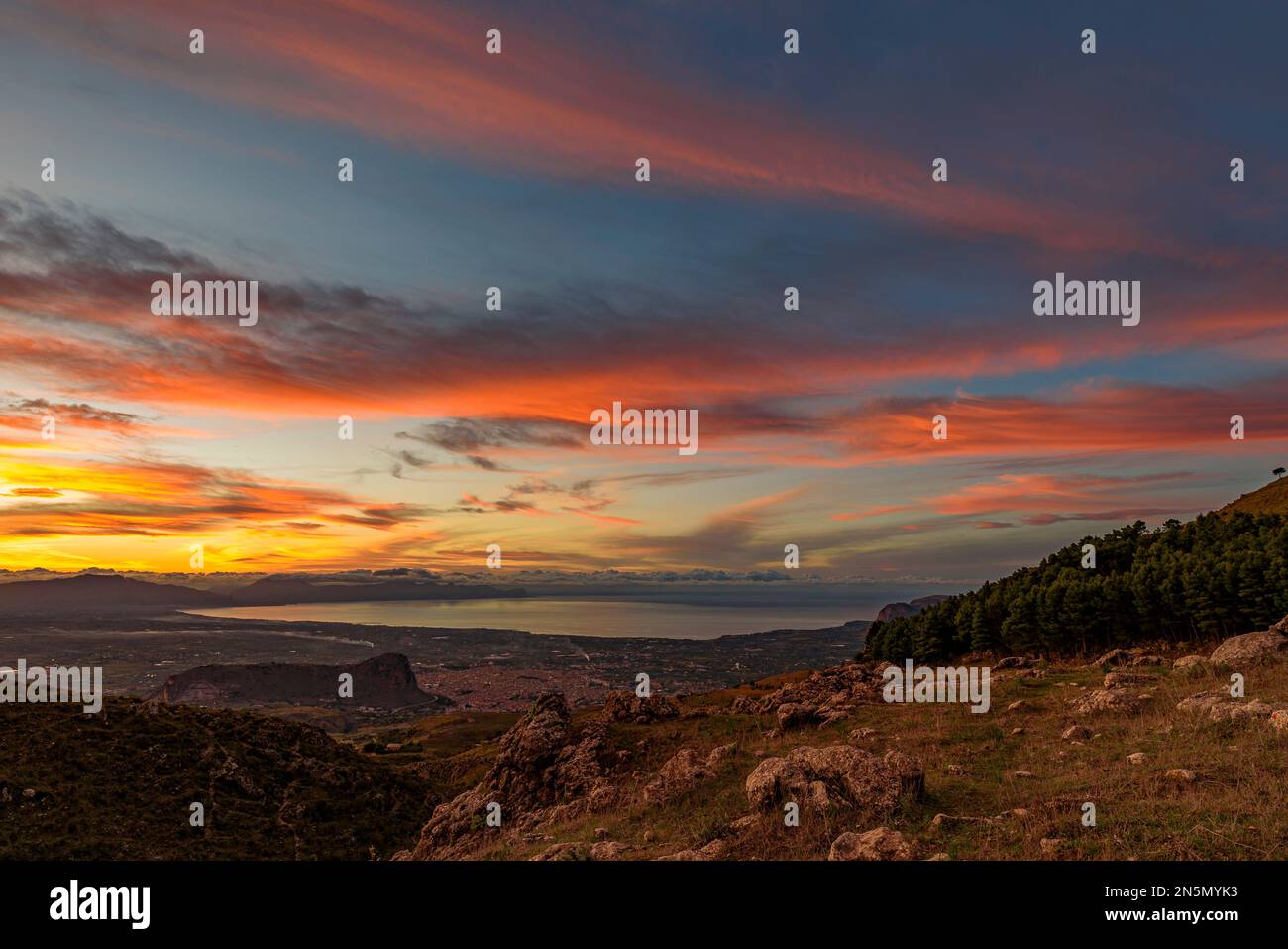 Panoramic view on Castellammare gulf at dusk from the Romitello ...