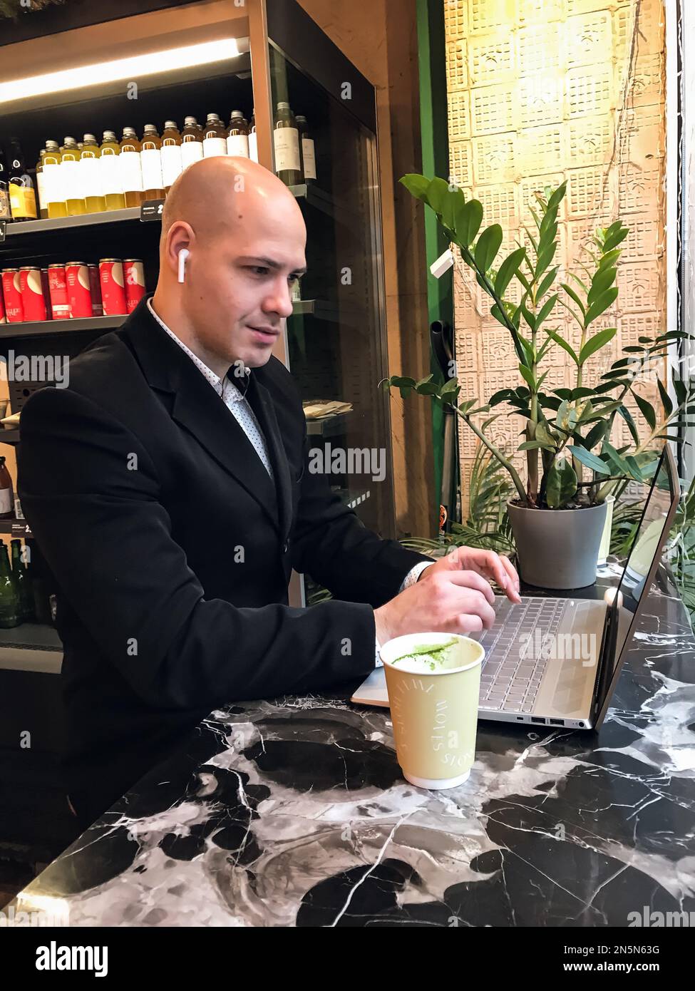 man young businessman entrepreneur caucasian,seriously enthusiast ...