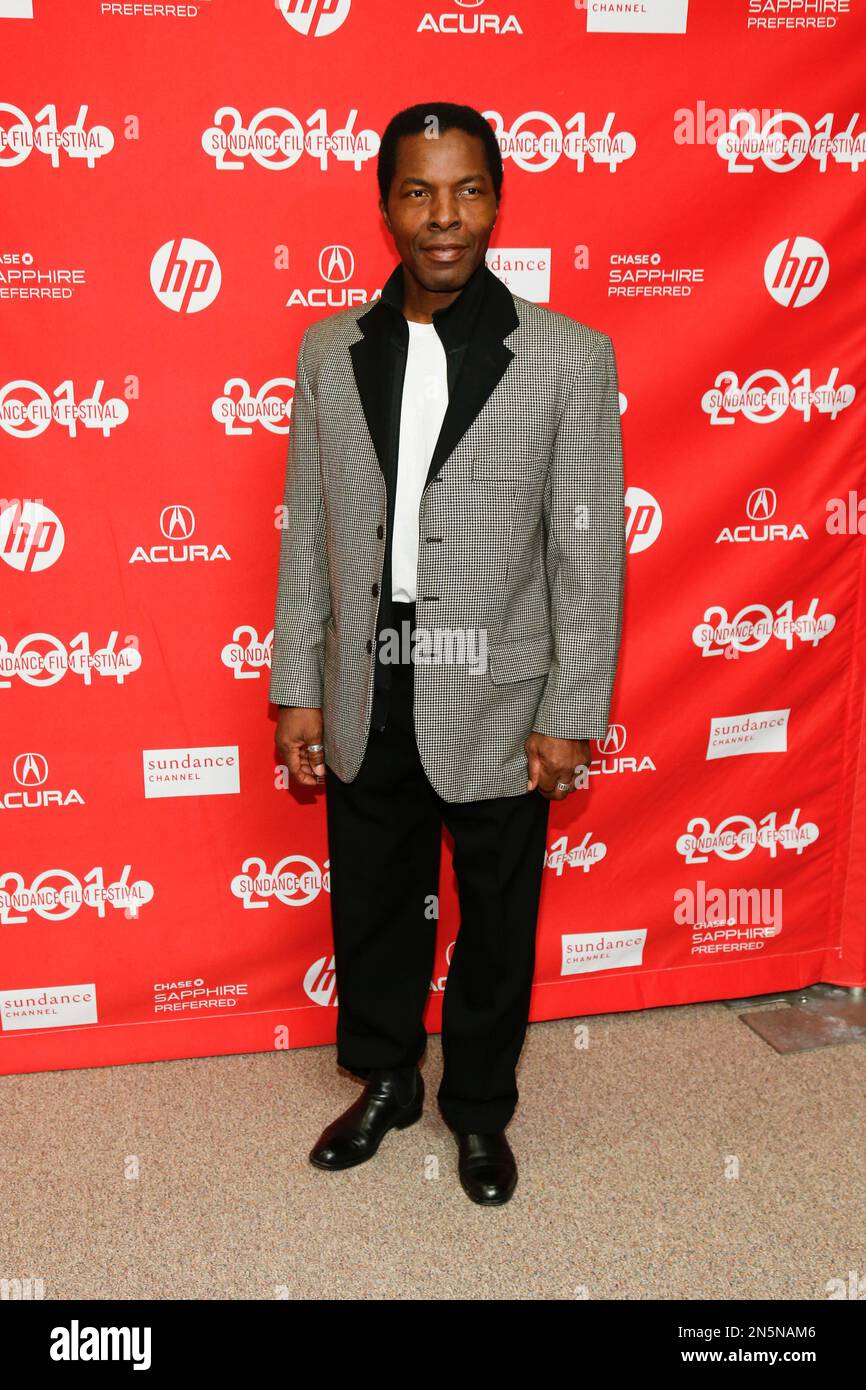 Cast member Isaach De Bankole poses at the premiere of the film ...