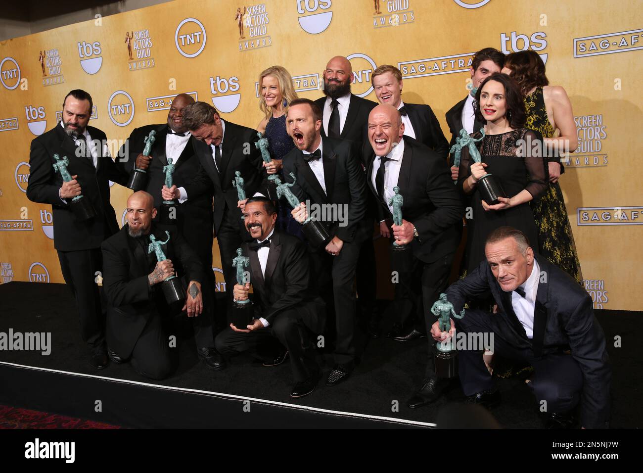 From left, back row Patrick Sane, Lavell Crawford, Bryan Cranston, Anna ...