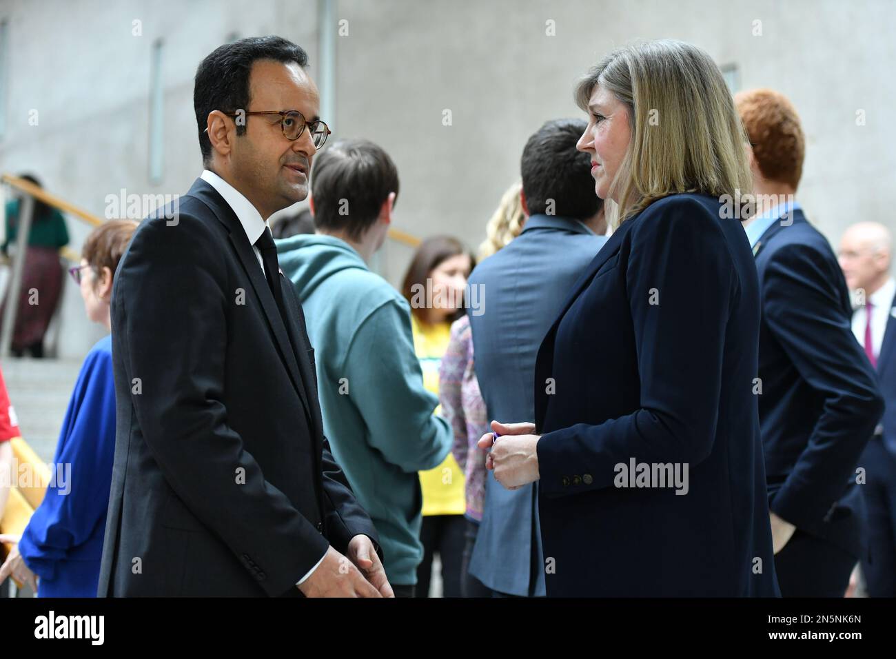Edinburgh, Scotland, UK. 9th Feb, 2023. PICTURED: (L) Turkish Consulate ...