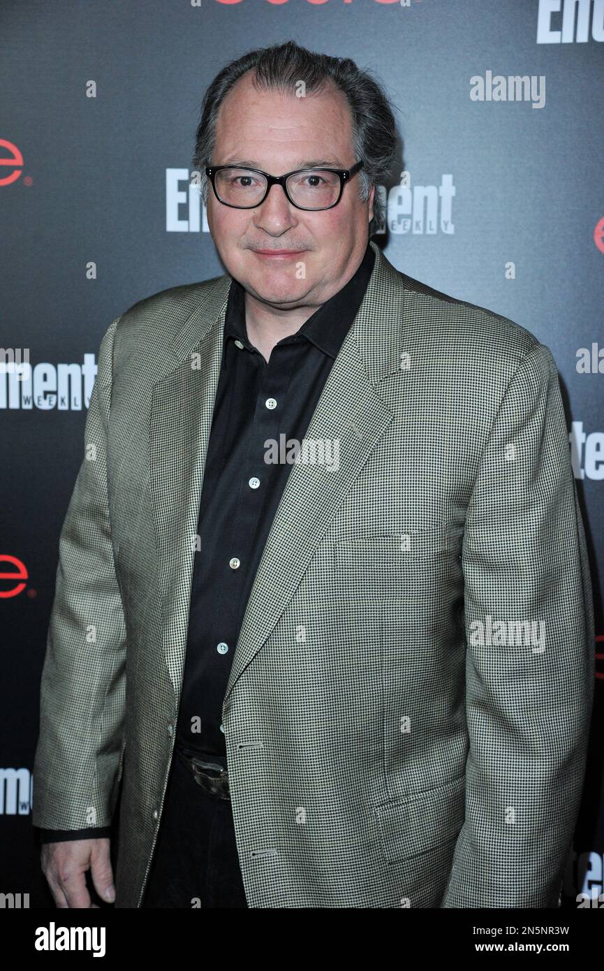 Kevin Dunn arrives at the Entertainment Weekly Screen Actors Guild ...