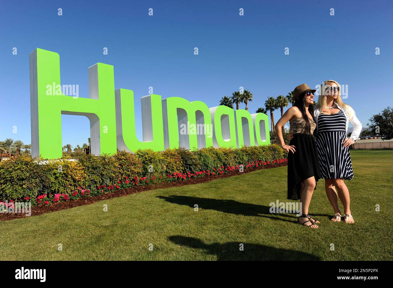 Jeanette Negrete, left, 22, of Indio and Angela Jones, 30, of Palm ...