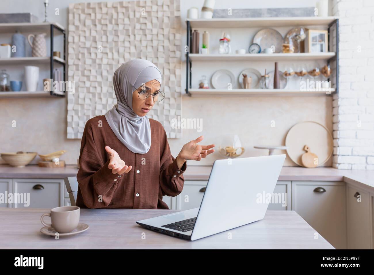 Woman working from home password hi-res stock photography and images ...