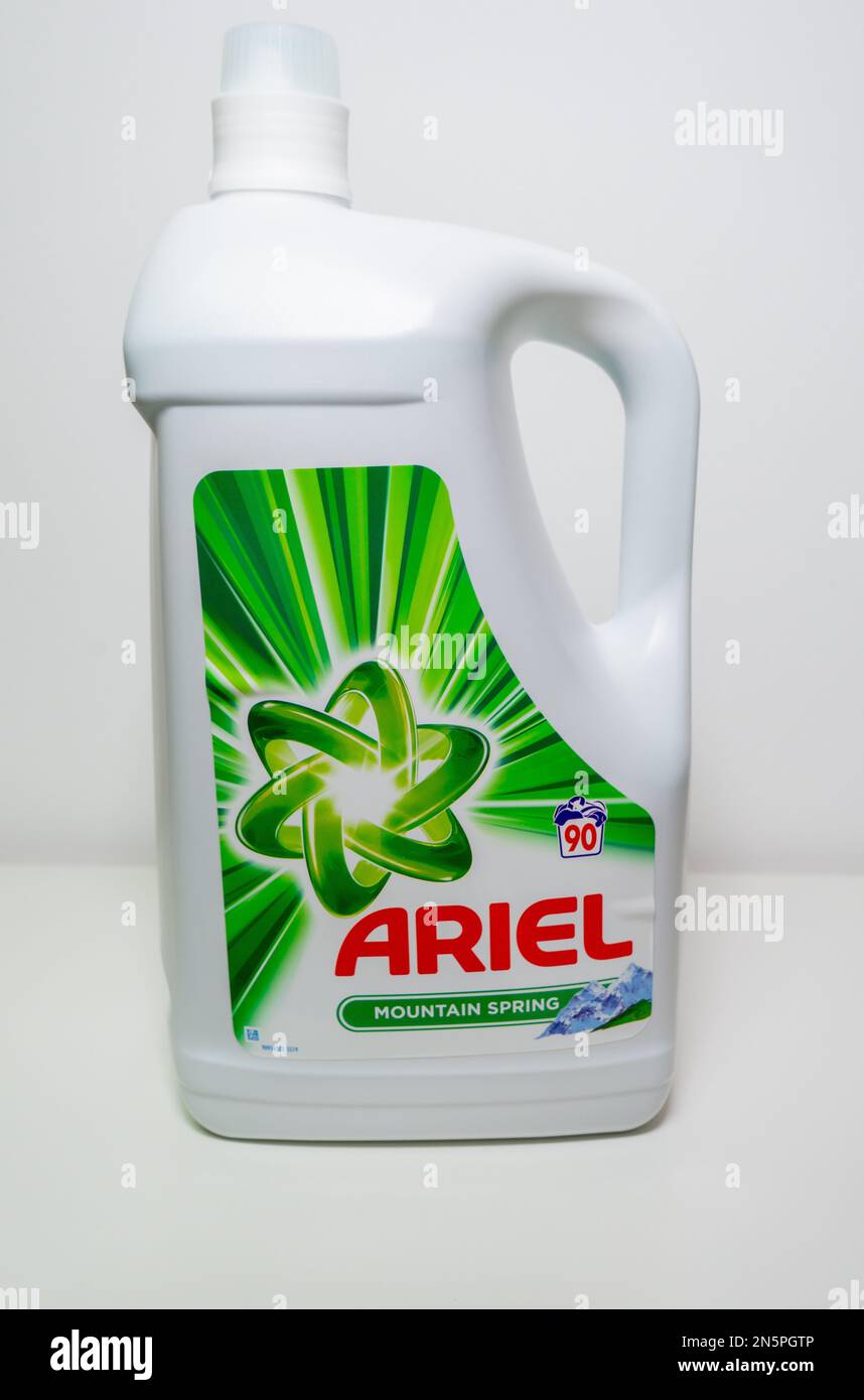 Ariel laundry detergent hi-res stock photography and images - Alamy
