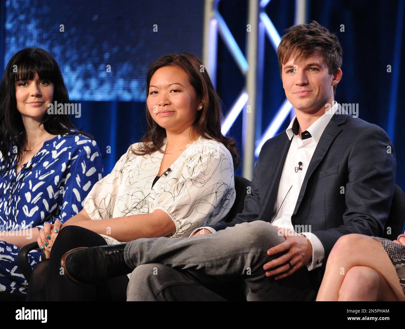 From left, executive producers Meredith Averill and Adele Lim and cast ...