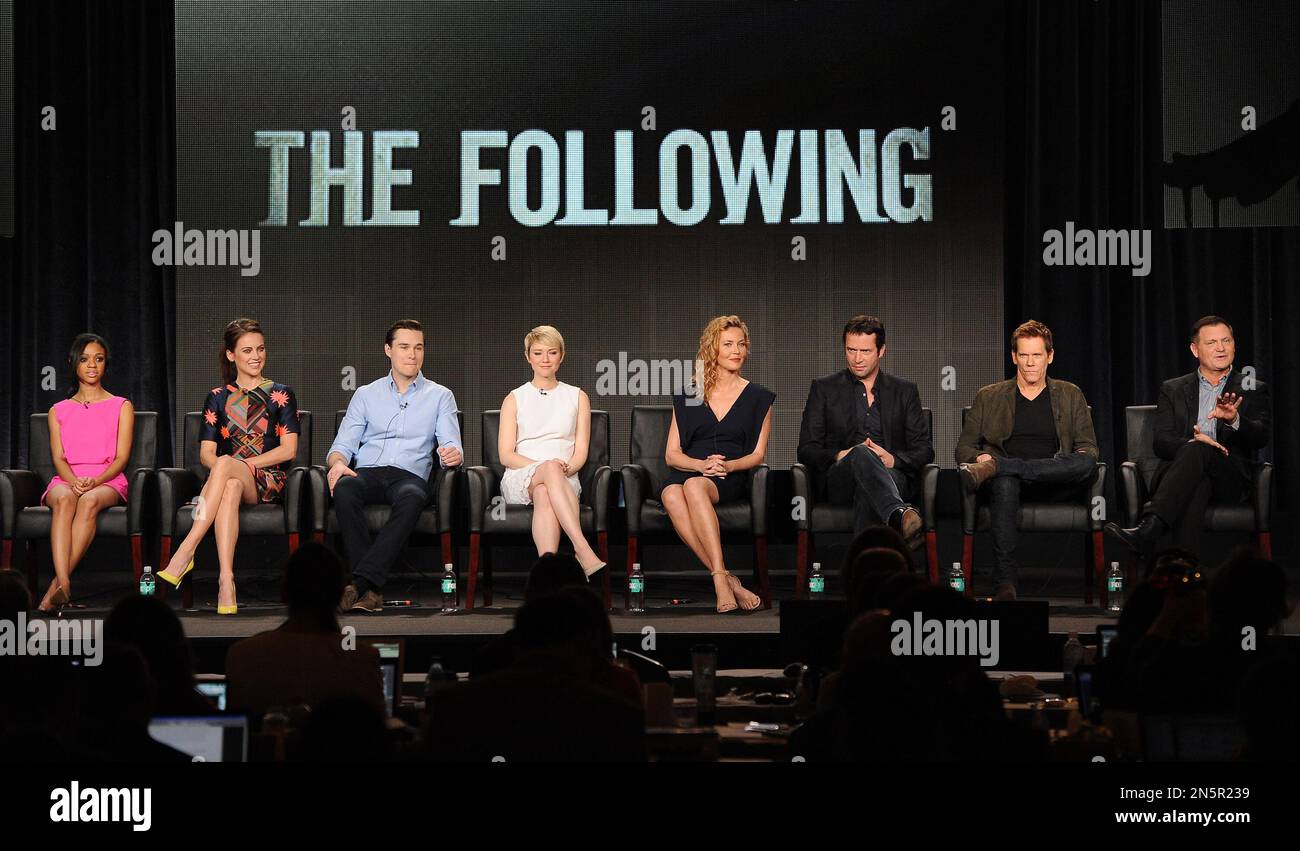 From left, cast members Tiffany Boone, Jessica Stroup, Sam Underwood ...