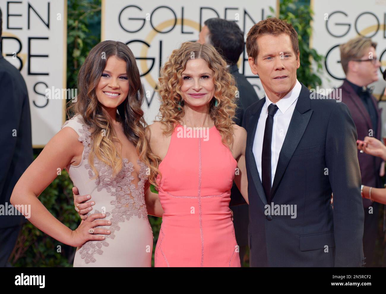 From left, Sosie Bacon, Kyra Sedgwick and Kevin Bacon arrive at the ...