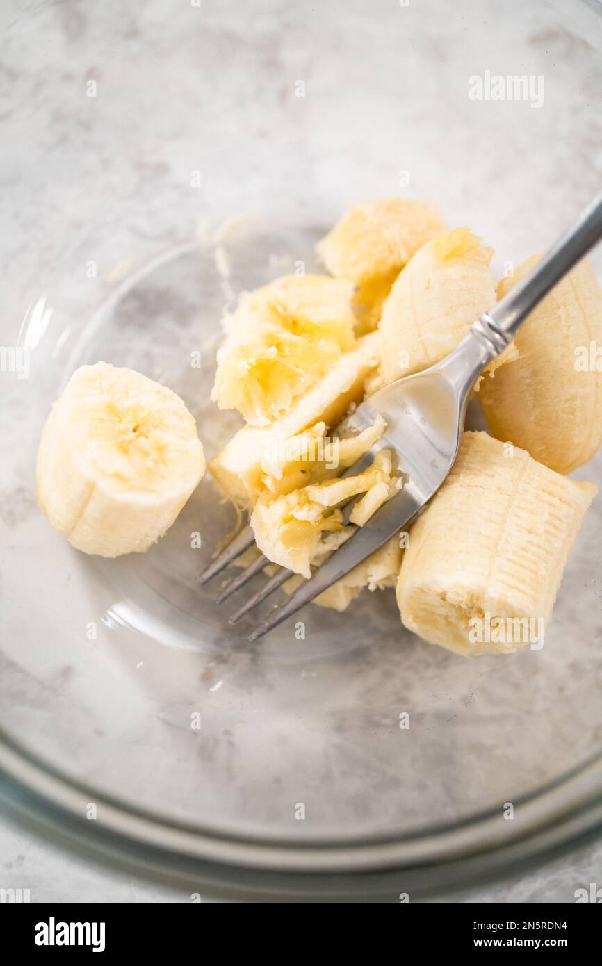 Mashed ripe bananas hi-res stock photography and images - Alamy