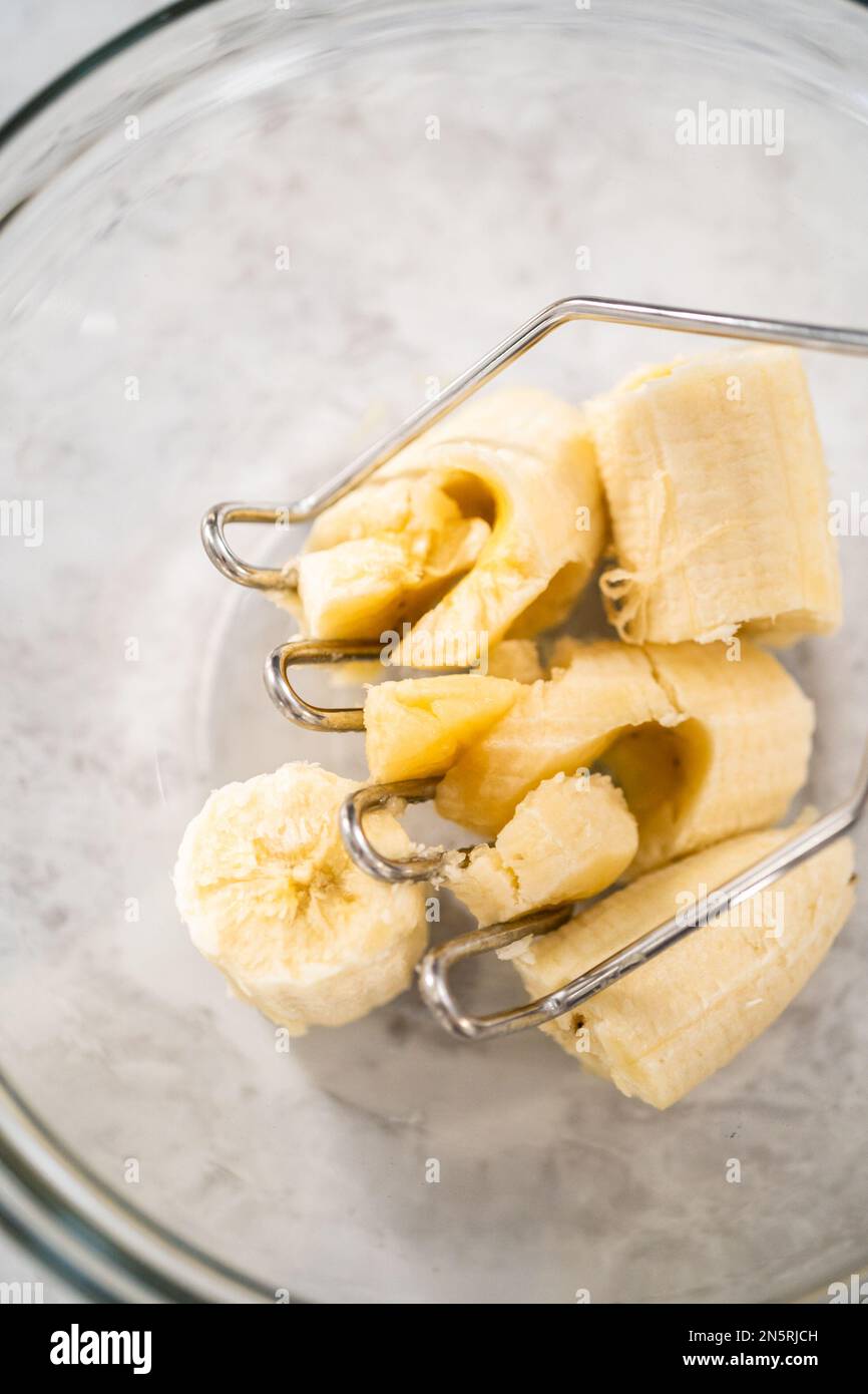 Mashed ripe bananas hi-res stock photography and images - Alamy