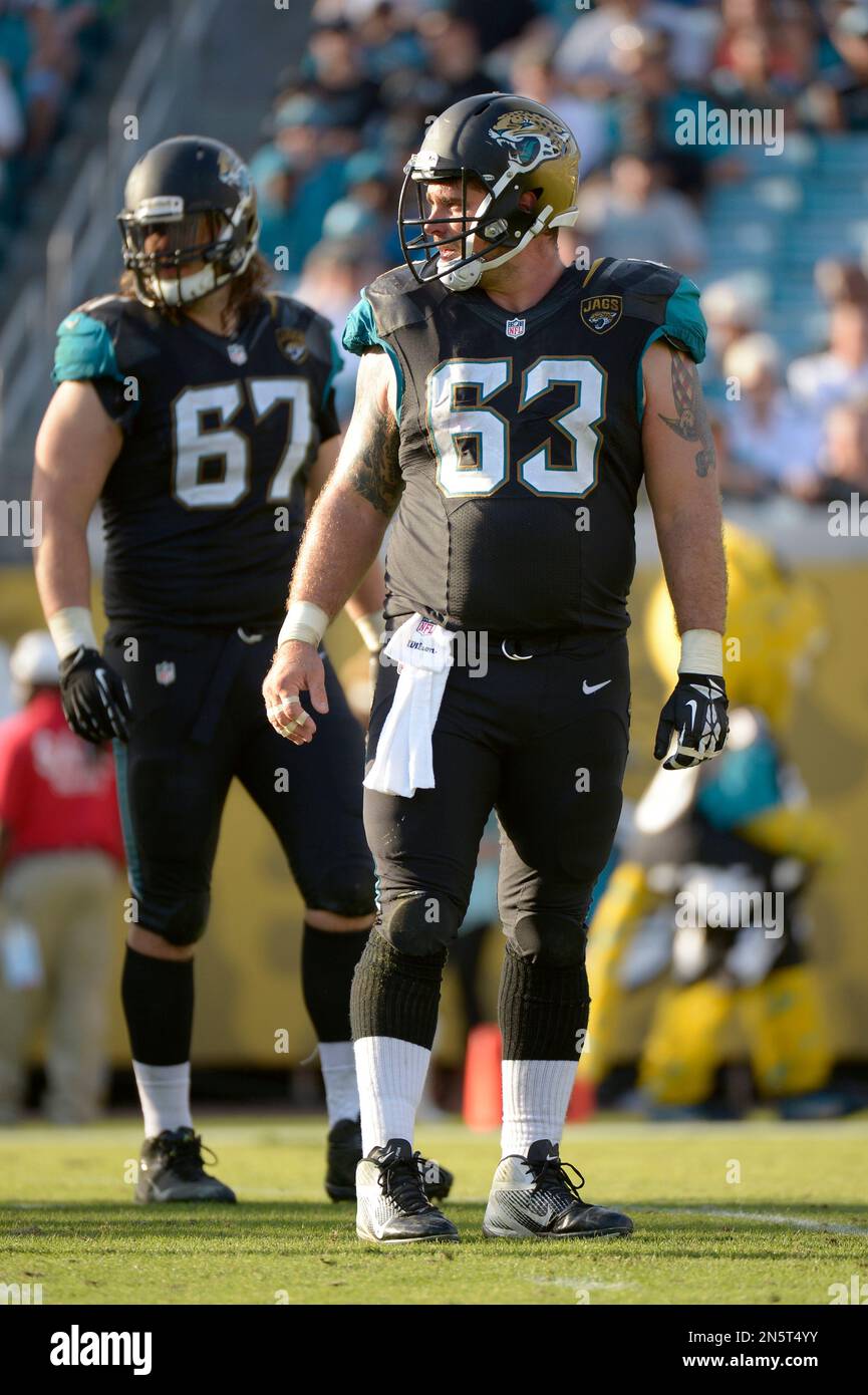 Jacksonville Jaguars center Brad Meester (63) and tackle Austin Pasztor ...