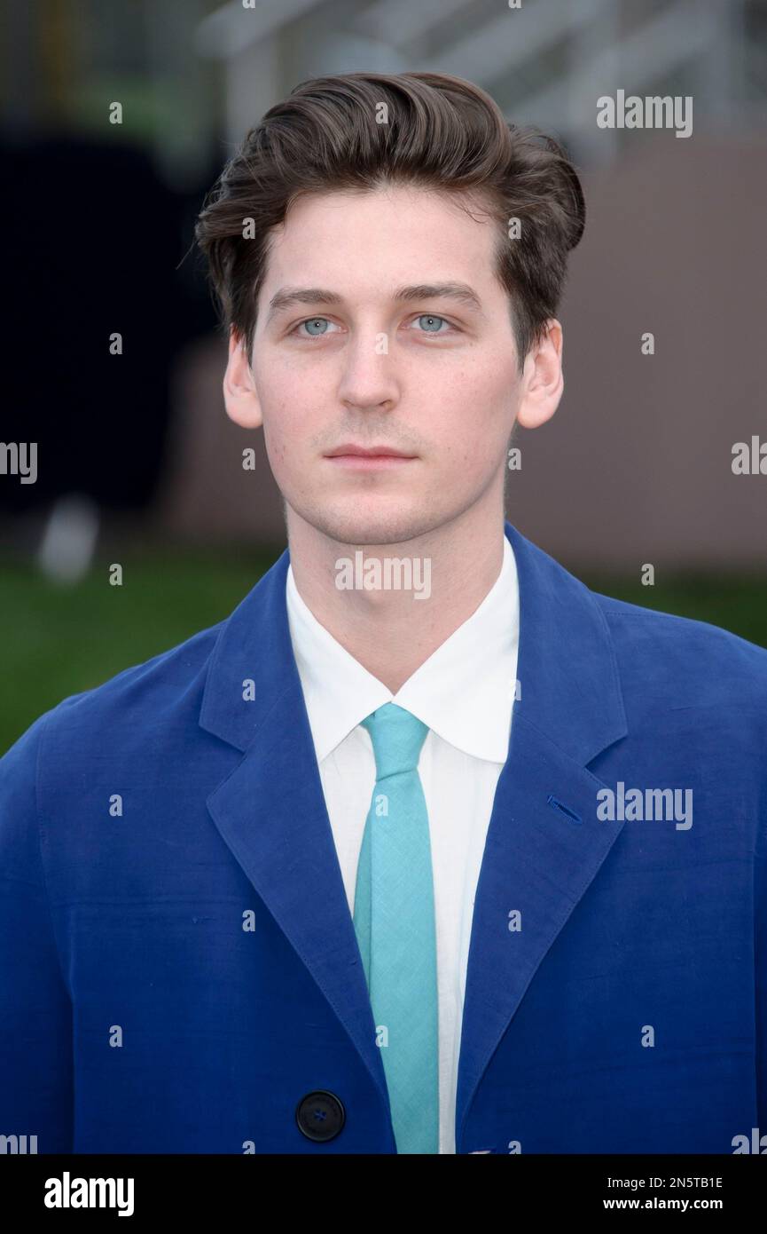 George Craig arrives for Burberry Prorsum London Collections: Men AW14 ...