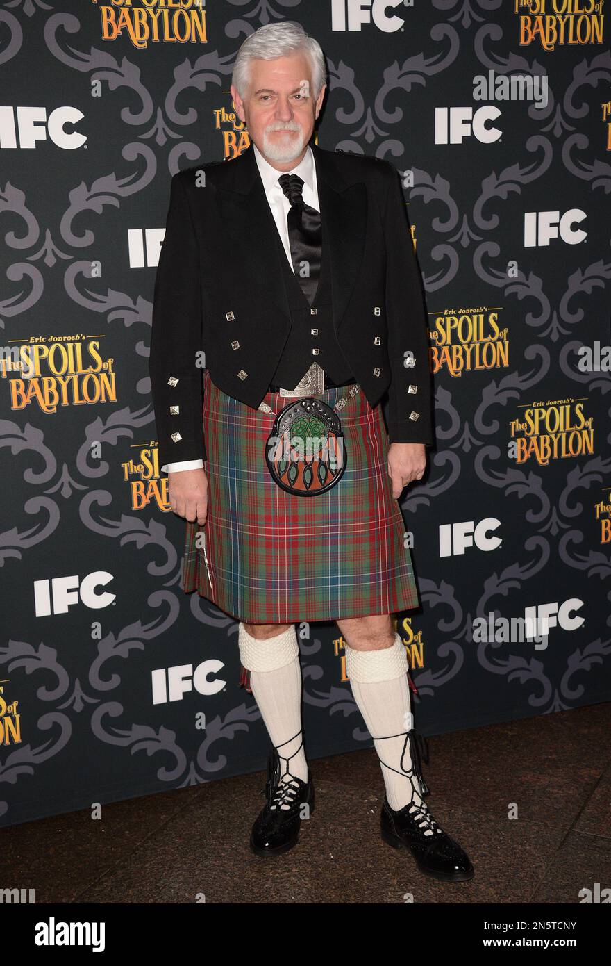 Steve Tom arrives at the LA Premiere screening of "The Spoils of ...