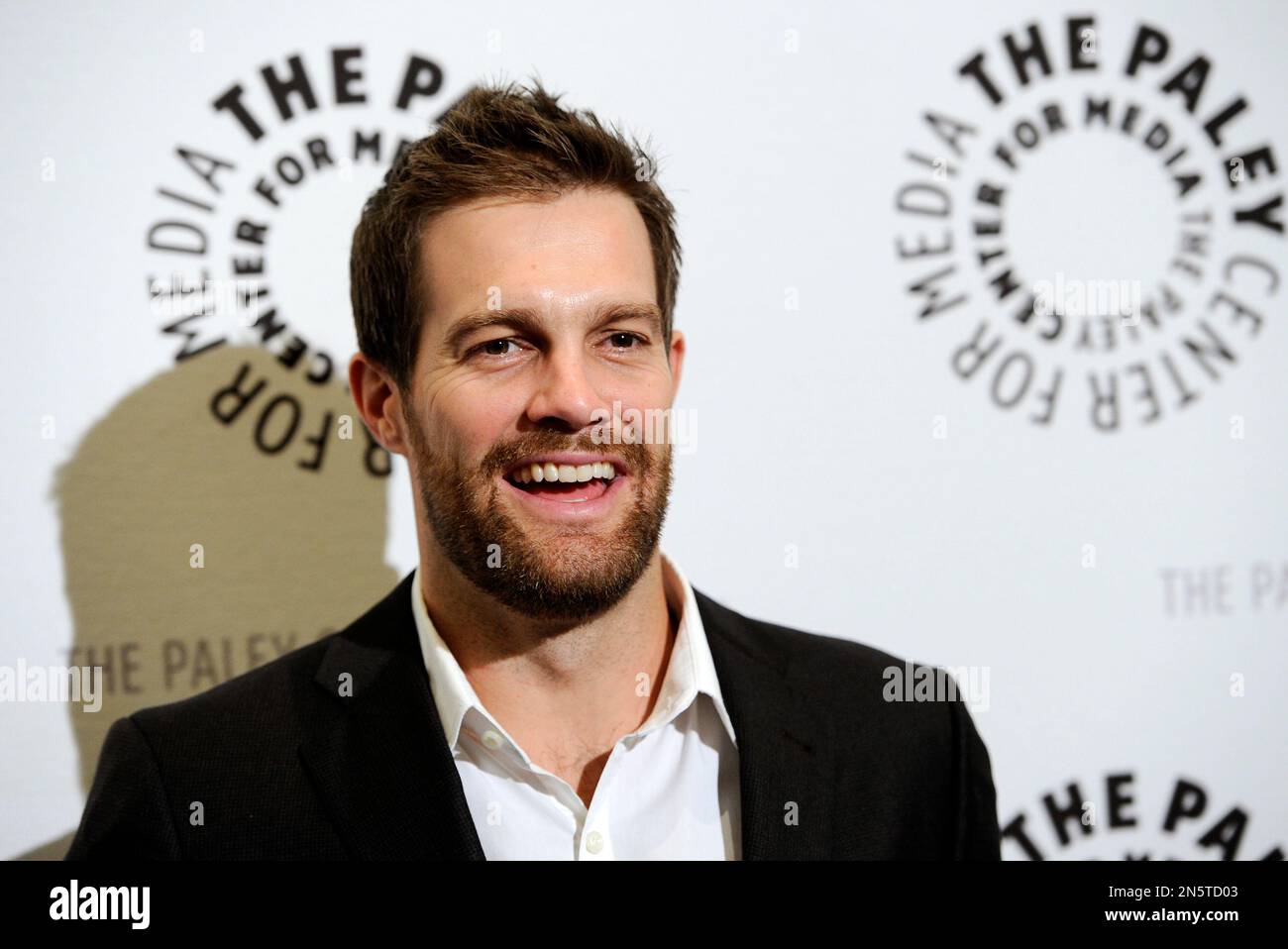 Geoff Stults Enlisted