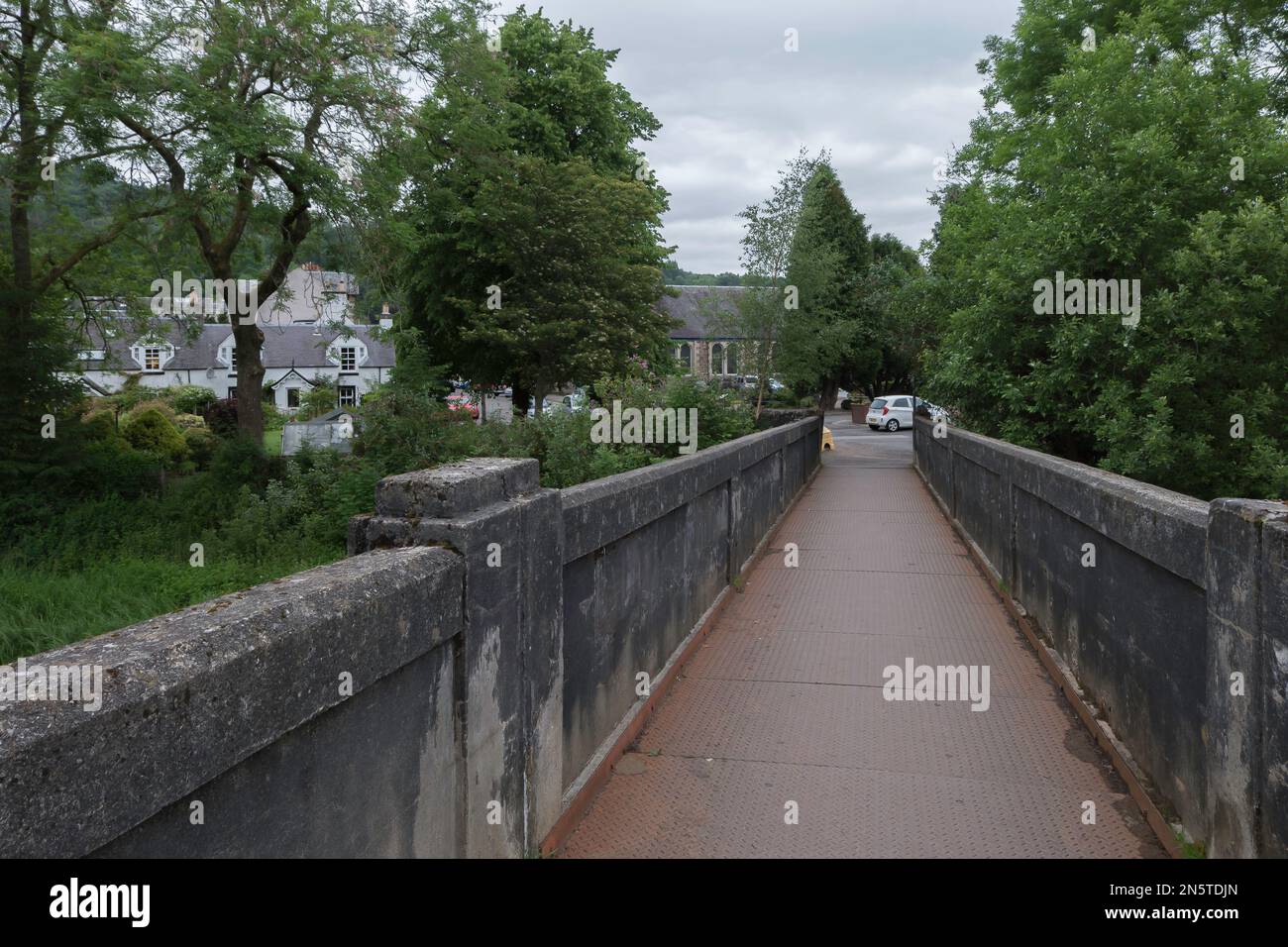 The footbridge over the River Teith carrying the Rob Roy Way walking ...