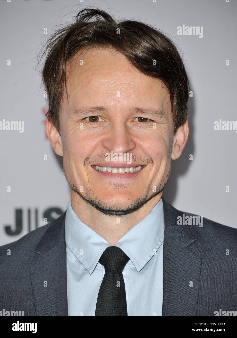 Damon Herriman arrives at the LA Premiere Screening of "Justified" at ...